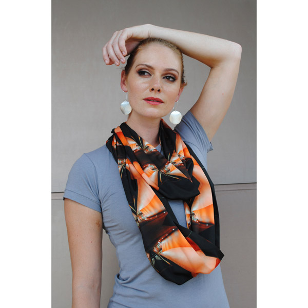 Loop Scarf in Museum Print – Zilpah Tart