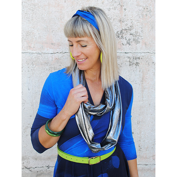 Loop Scarf in Metallic Silver – Zilpah Tart